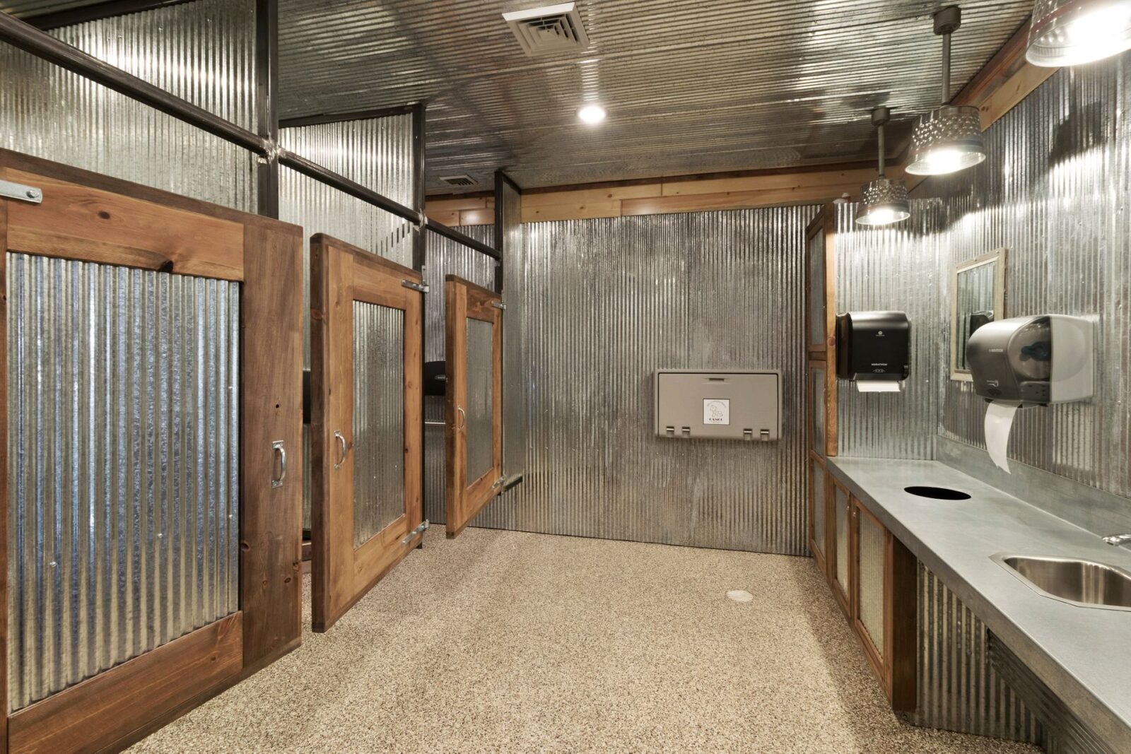 Home | Knotty Pine Venue