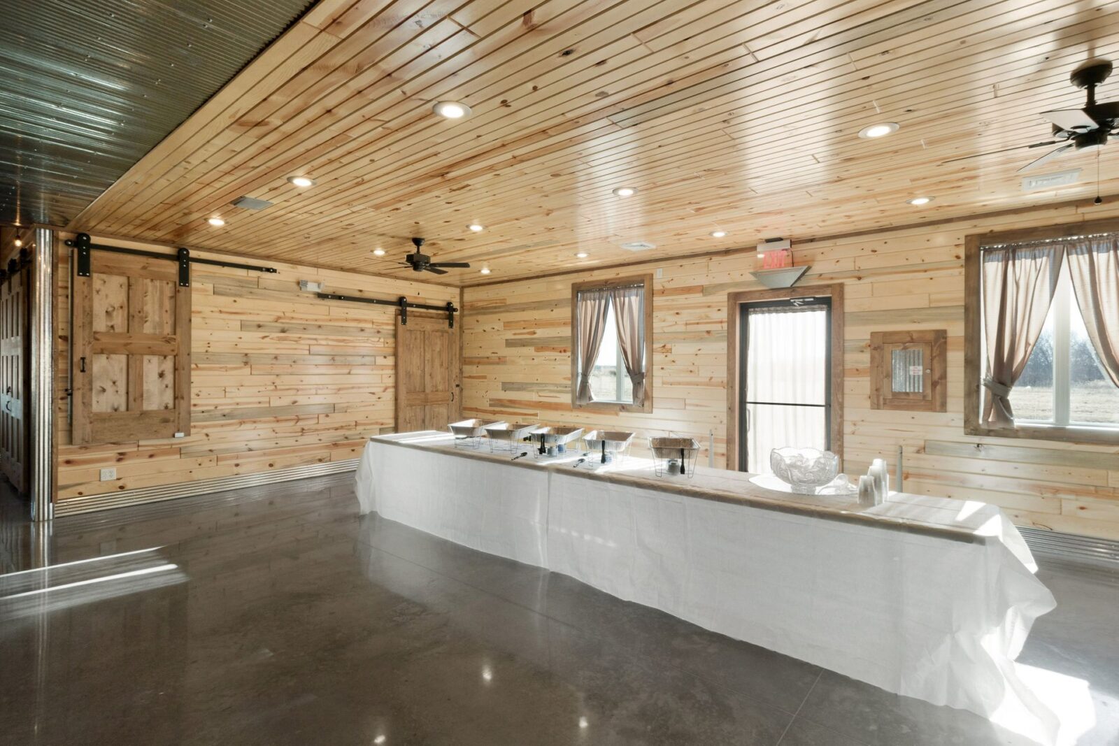 Home | Knotty Pine Venue